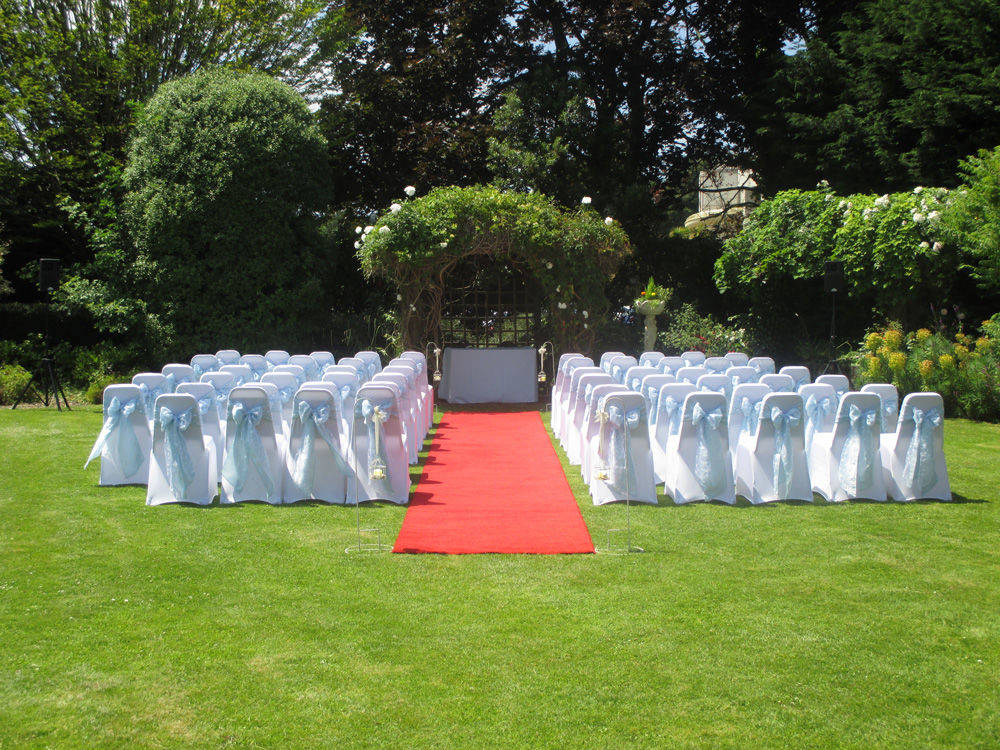 31 Stunning Coastal Wedding Venues in the UK | Guides for Brides