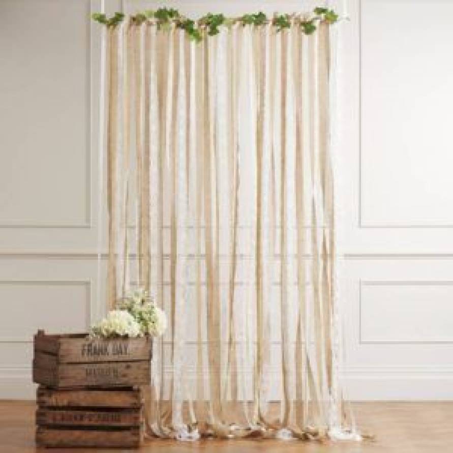 Say 'I Do' To These Rustic Themed Wedding Backdrops | Guides for Brides