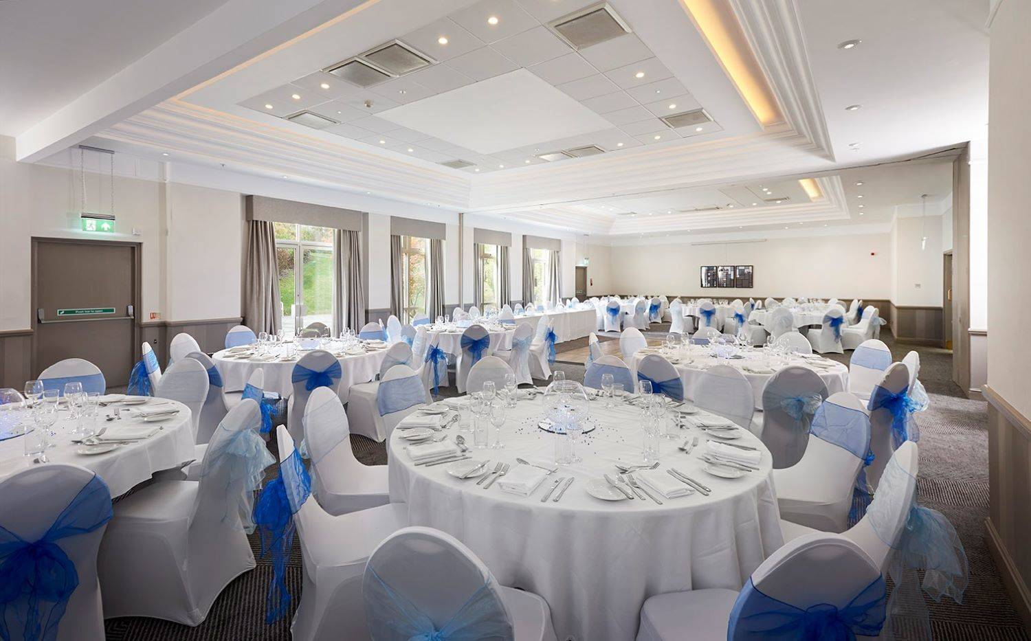 Why You Should Consider a Hotel Wedding Venue | Guides for Brides