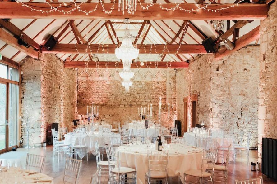 The Essential Guide to Barn Weddings | Guides for Brides