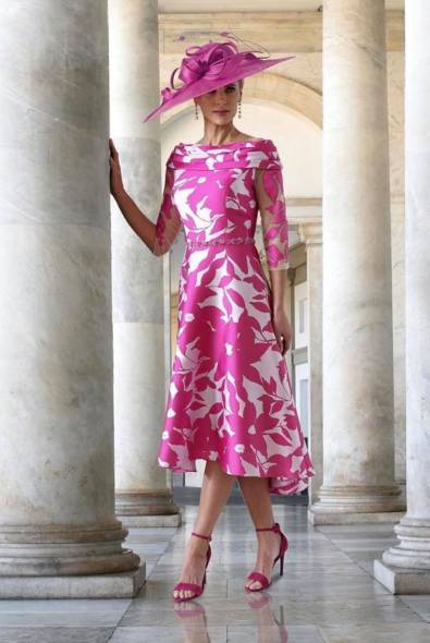 An Essential Guide to Choosing a Mother of the Bride Outfit | Guides ...