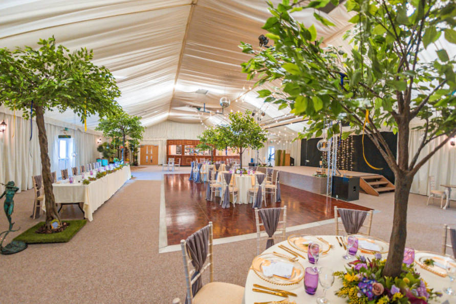 The Ultimate Guide to a Marquee Wedding | Guides for Brides