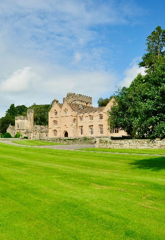 Wennington Hall, Wedding Venue in Lancashire | Guides for Brides