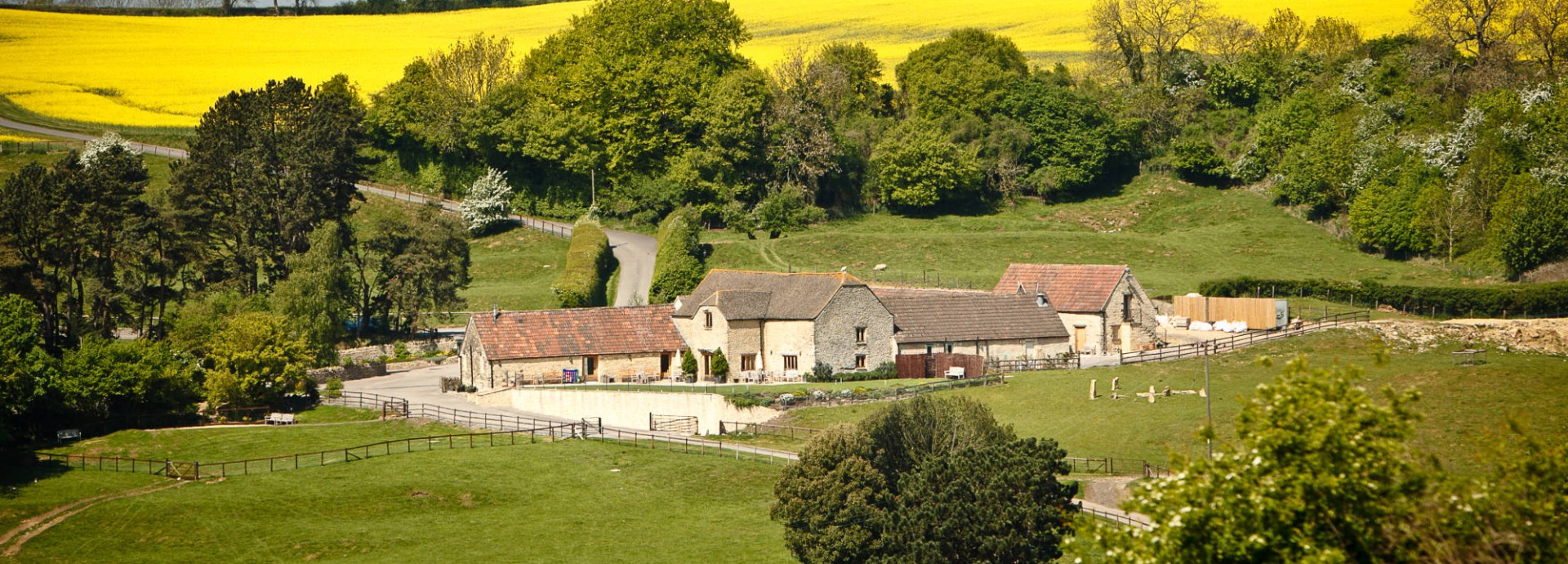 The Kingscote Barn Venues in Gloucestershire | Guides for Brides