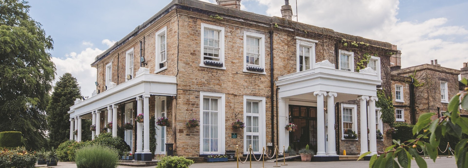 Ringwood Hall Hotel & Spa Venues in Derbyshire | Guides for Brides