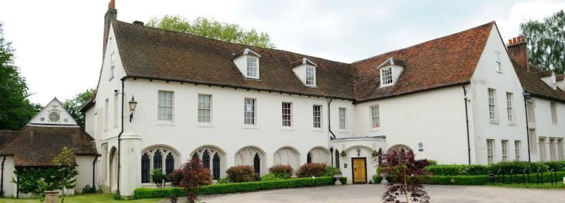 Ware Priory Venues in Hertfordshire | Guides for Brides