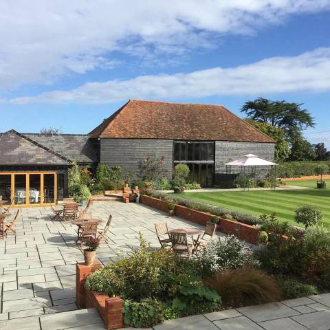 Stokes Farm Barn Venues in Berkshire | Guides for Brides