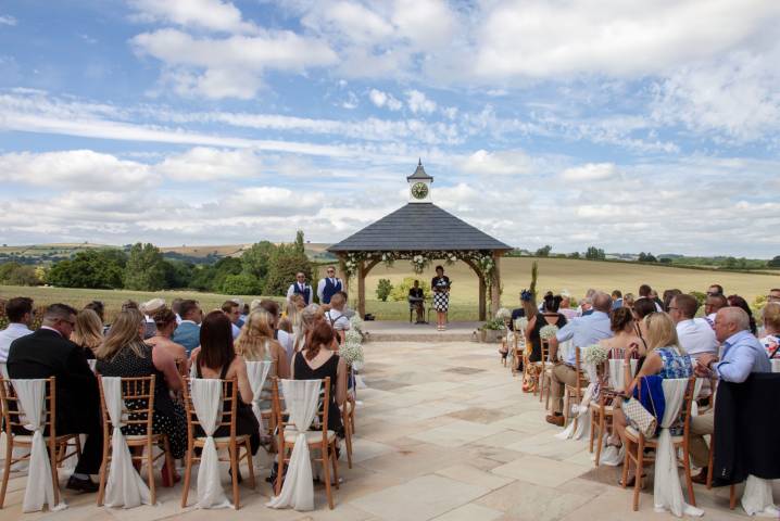 Harefield Barn a countryside Wedding Venue near Exeter, Devon | Guides ...