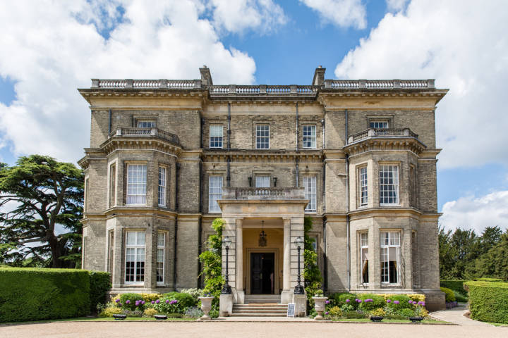 Hedsor House, Wedding Venue in Buckinghamshire | Guides for Brides