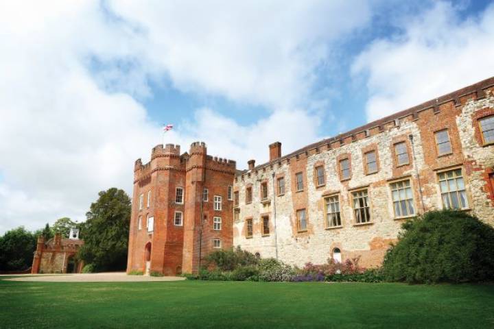 Farnham Castle Venues in Surrey | Guides for Brides