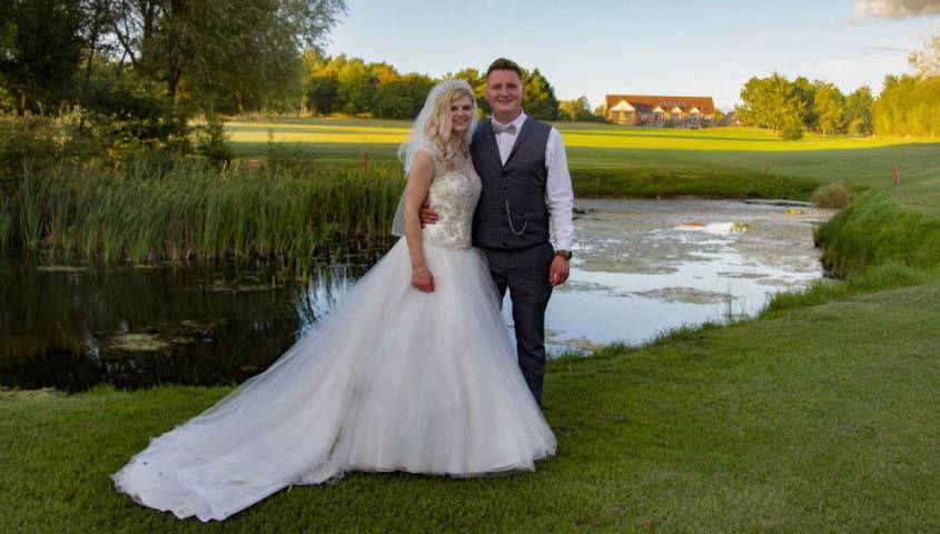 Wrag Barn Golf Club Venues in Wiltshire | Guides for Brides